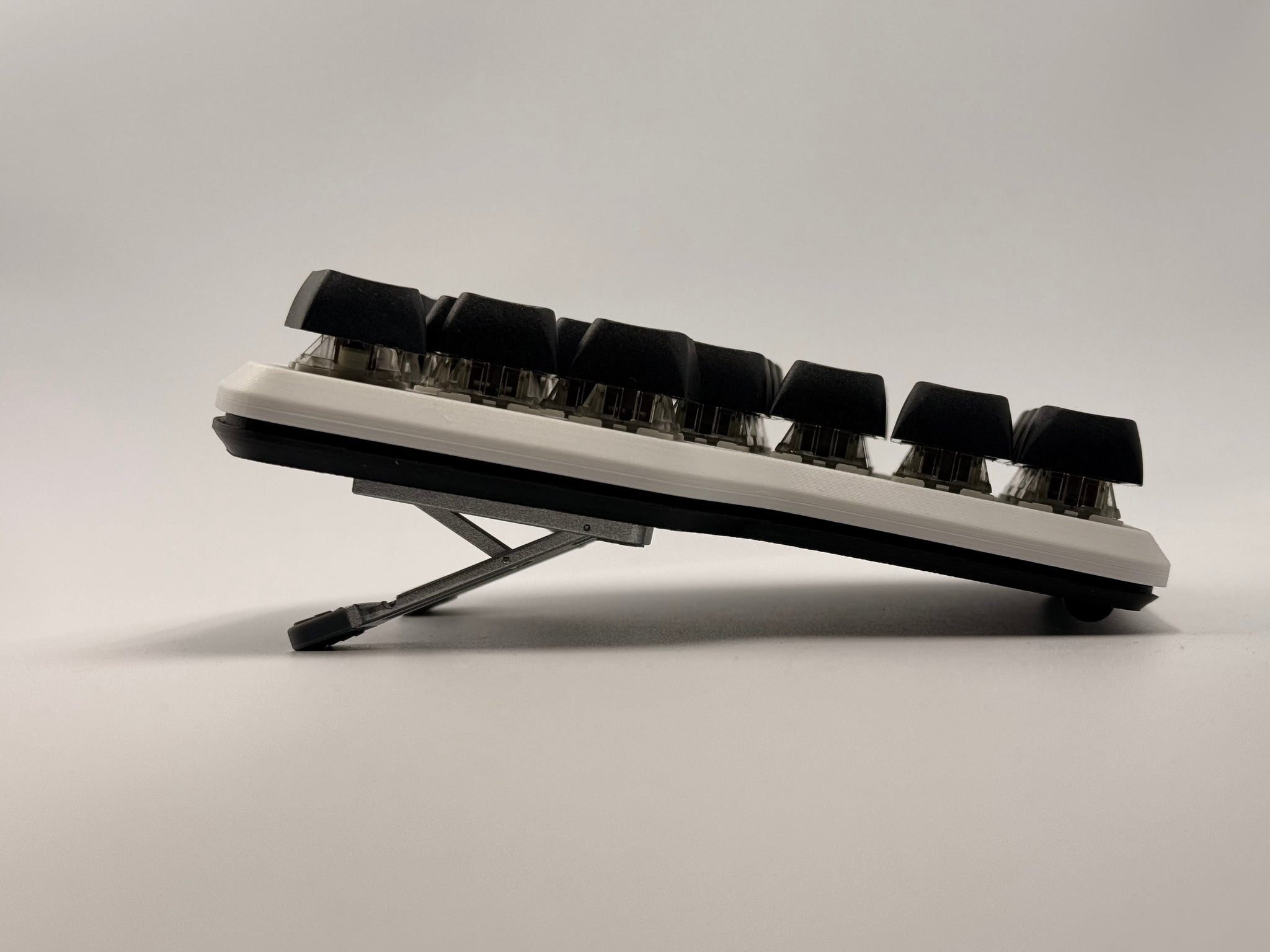 Split Keyboard Tenting Feet – ErgoKeeb